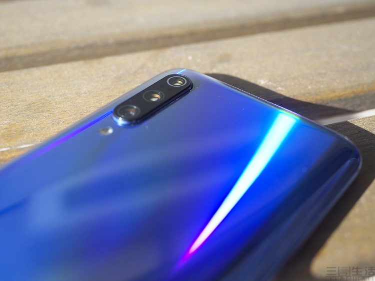 小米9+MIX3 5G版发布，“新国货”海外依旧受追捧—移动终端—三易生活—E生活·E科技