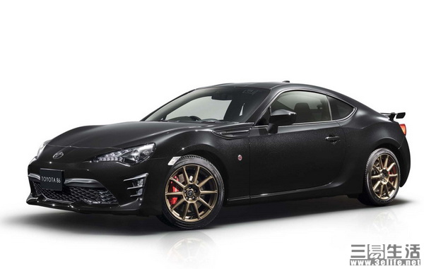 丰田发布86 Black Limited官图 致敬AE86特别版—智能设备—三易生活—E生活·E科技
