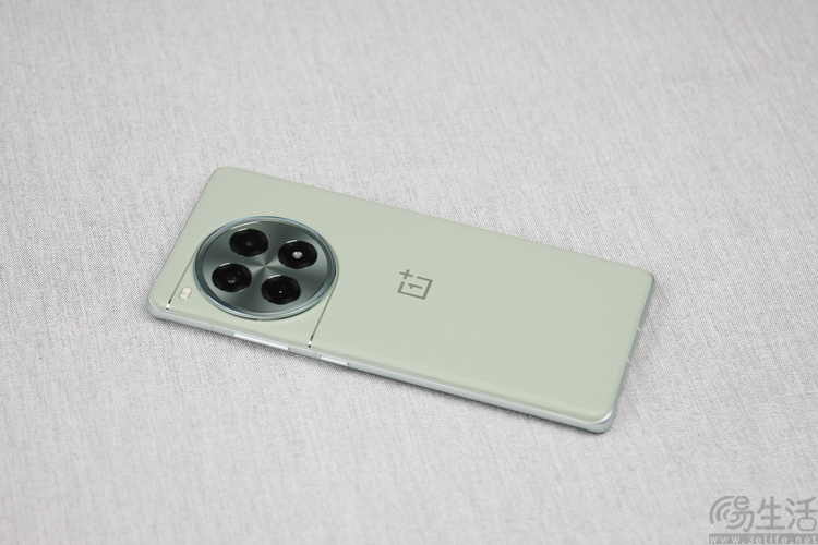 一加Ace5系列新机配置曝光，电池容量或将更大—移动终端—三易生活—E生活·E科技